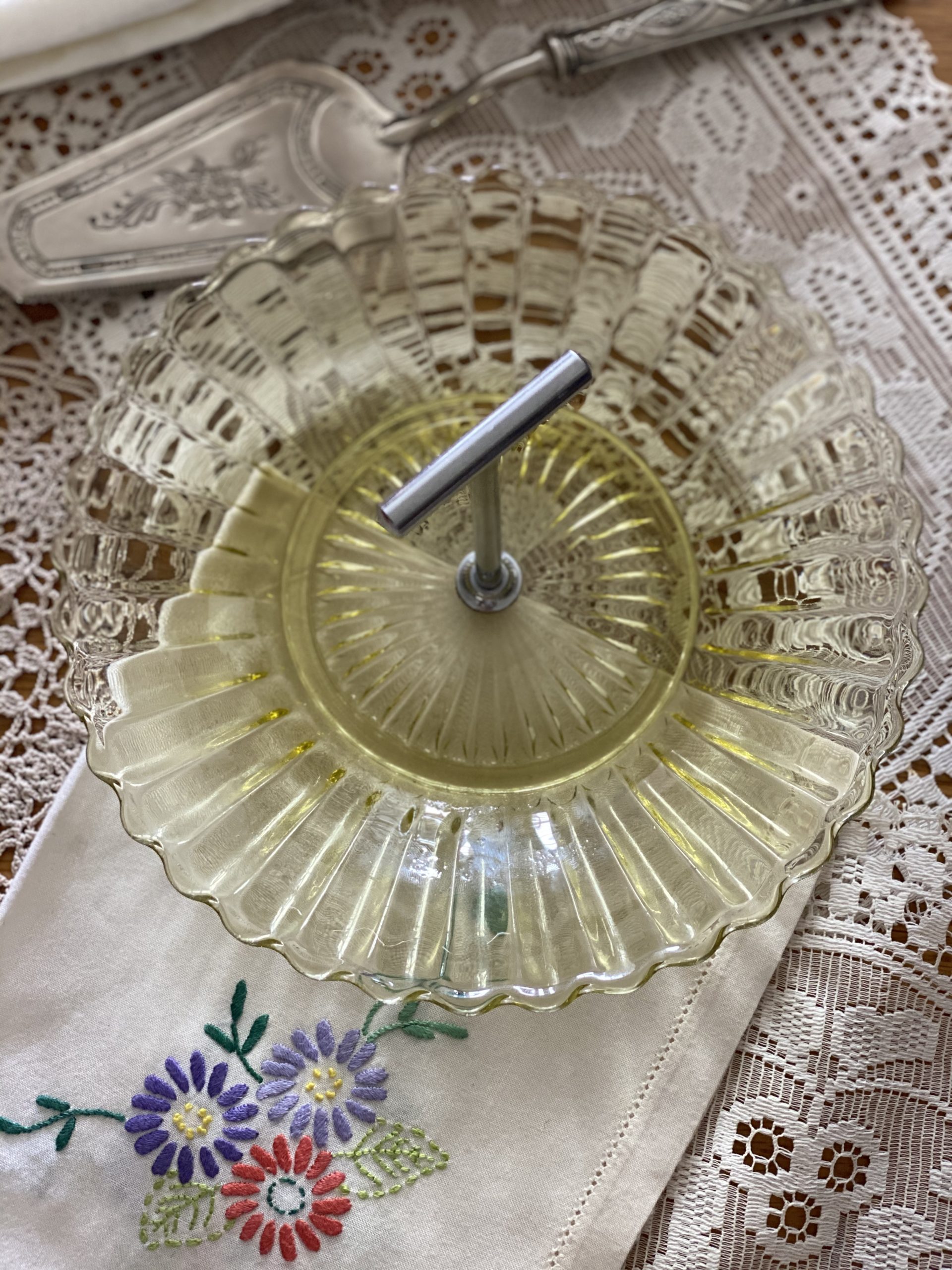 Vintage Glass Cake / Serving Plate - Grace Jenkins Home